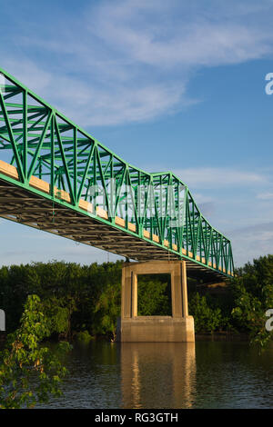 IL-251 Bridge in Peru as the sun sets on the Illinois River. Peru ...