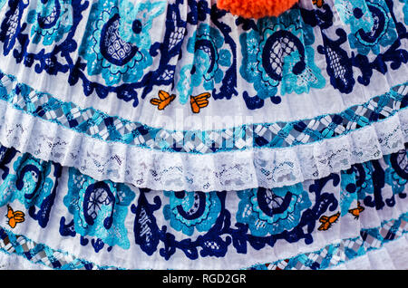 Details of the typical Panamanian dress known as pollera. The pattern ...