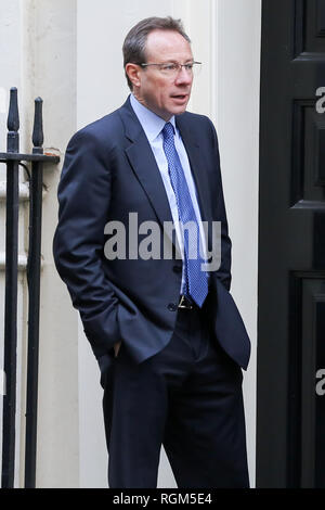 Philip Jansen (L) CEO of BT (British Telecom) and former CEO of Worldly ...