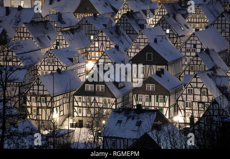 Freudenberg, Germany. 30th Jan, 2019. Hong from Taiwan throws up snow ...
