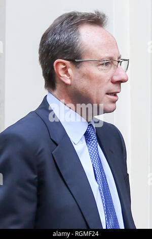 Philip Jansen (L) CEO of BT (British Telecom) and former CEO of Worldly ...