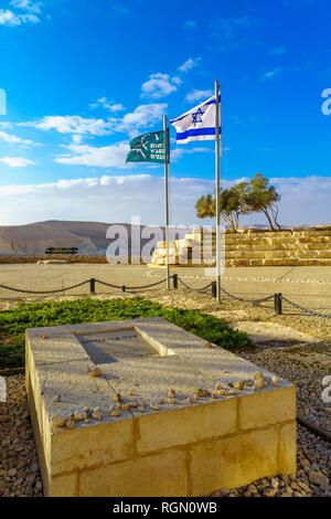 david ben gurion grave in kibbutz sde boker Stock Photo - Alamy
