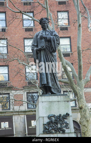 Dante Alighieri statue - USA Stock Photo - Alamy