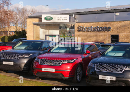The Land Rover / Range Rover Stratstone dealership at Stockton on Tees ...