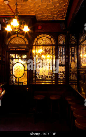 Red Lion pub on Duke of York Street, St James's, London, UK Stock Photo ...