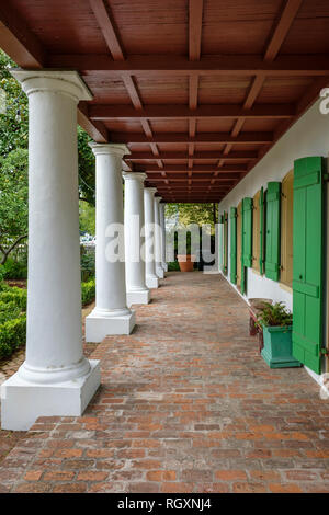 Nola, 1800's colonial historic homes US, The Luling Mansion, architect ...