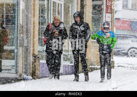 Chippenham, Wiltshire, UK. 1st February, 2019. Parents and children ...