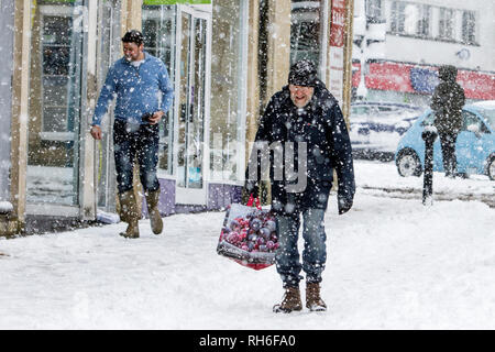 Chippenham, Wiltshire, UK. 1st February, 2019. Parents and children ...