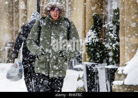 Chippenham, Wiltshire, UK. 1st February, 2019. Parents and children ...