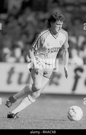 STEVE BRUCE NORWICH CITY FC 18 October 1986 Stock Photo - Alamy
