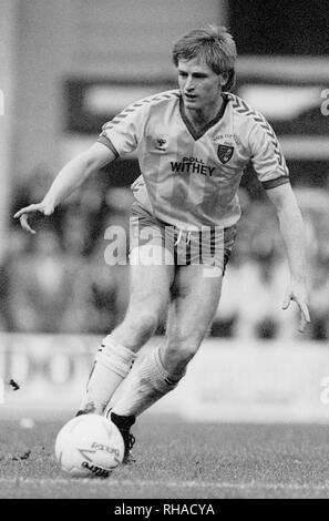 PETER MENDHAM, NORWICH CITY FC, , 1985 Stock Photo - Alamy