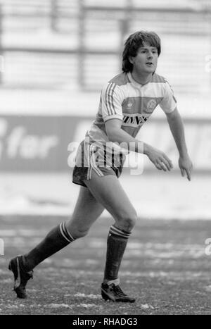 TERRY FENWICK, QUEENS PARK RANGERS FC, , 1985 Stock Photo - Alamy