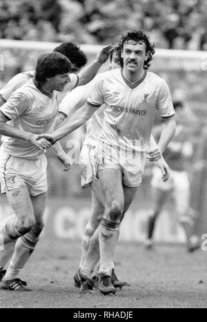 JOHN WARK, LIVERPOOL FC, , 1985 Stock Photo - Alamy