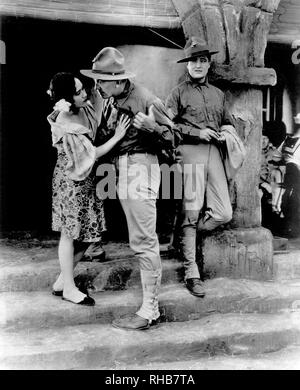 Film star Delores del Rio waves from the tarmac of an airport, date and ...
