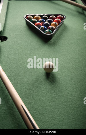 billiard table with green material and billiard balls Stock Photo - Alamy