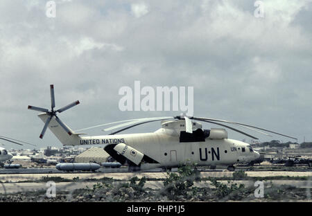UN united nations helicopter Mil-26 aircraft hercules turboprop africa ...