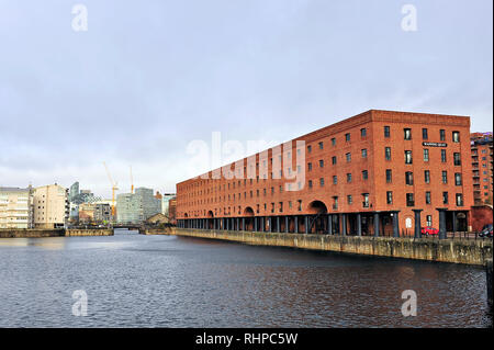 Wapping Quay warehouse, Liverpool, Merseyside, England, U.K Stock Photo ...