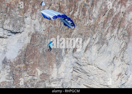 BASE jumping off the Perrine Bridge near Twin Falls ID Stock Photo - Alamy