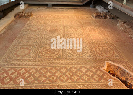 The Hypocaust Roman Mosaic Floor - Verulamium Park - St Albans ...