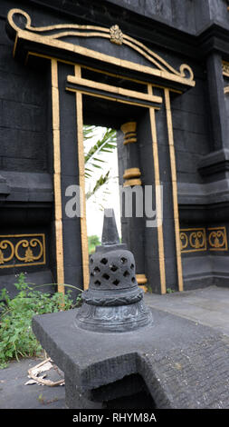 black stone carvings for yard fences Stock Photo - Alamy