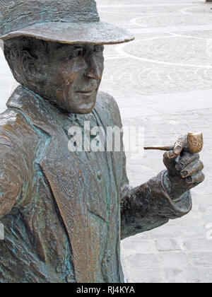 Statue of Simenon, Liege, Belgium Stock Photo - Alamy