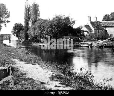 River Thames at Radcot Stock Photo - Alamy