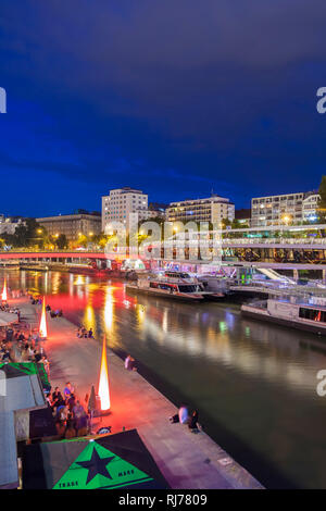 Motto am Fluss Bar and Restaurant, Schwedenplatz Square, Vienna ...