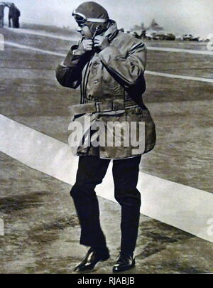 Edward VIII became the first British monarch to be a qualified pilot ...