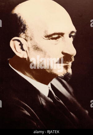 Chaim Weizmann (1874-1952), Zionist leader, speaking at the Hebrew ...