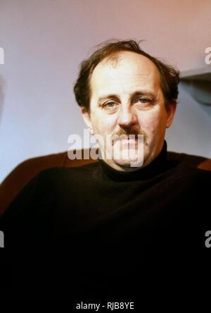 Anton Rodgers - English actor Stock Photo - Alamy