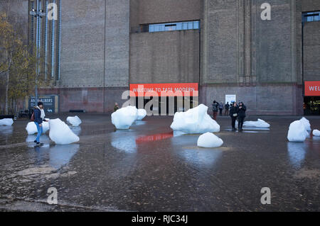 Olafur Eliasson and Minik Rosing installed 'Ice Watch' to highlight ...