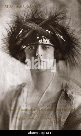 Miss Sara Sample - Modelling hats from Maison Lewis Stock Photo - Alamy