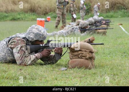 Soldiers assigned to Headquarters and Headquarters Battery, 94th Army ...