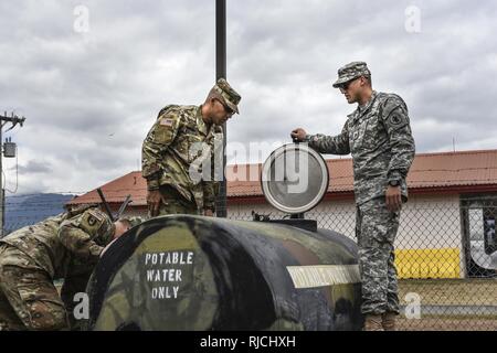 Soldiers with the U.S. Army Forces (ARFOR) and the Forcas de Defesa de ...