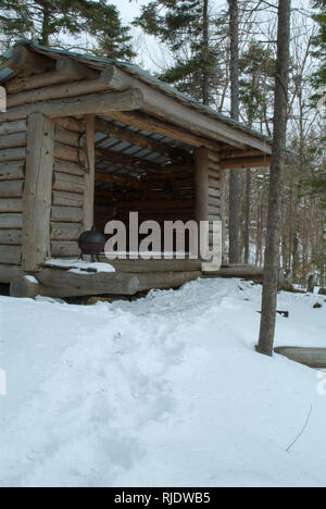 Moose Mountain Shelter located along the Appalachian Trail (Moose ...