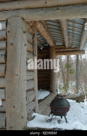 Moose Mountain Shelter located along the Appalachian Trail (Moose ...