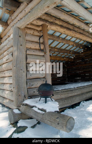 Moose Mountain Shelter located along the Appalachian Trail (Moose ...