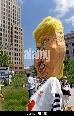 Donald Trump paper-mache Paper-maché during Rosenmontag carnival parade ...