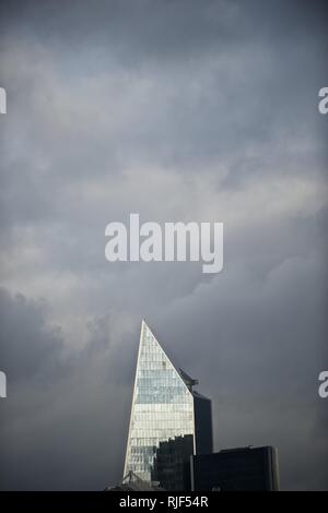 The scalpel, Londons latest sky scraper Stock Photo - Alamy