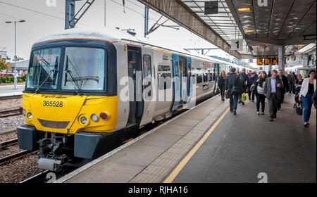 Class 365 Networker Express dual voltage electric multiple unit train ...