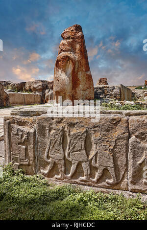Pictures & Images of the Sphinx gate Hittite sculpture, Alaca Hoyuk ...