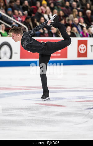 Andrew Torgashev performs during the men's free skate competition at ...