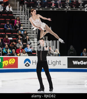 Tarah Kayne and Danny O'Shea perform during the pairs free skate ...