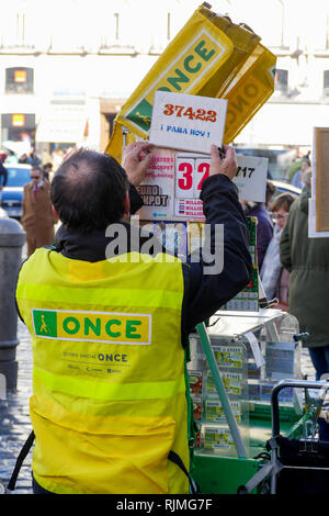 ONCE lottery tickets seller, Calle de Carrateras, Madrid, Spain Stock ...