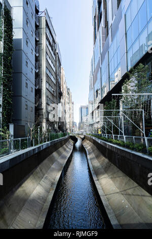 The modern Shibuya Stream building in Shibuya, Tokyo, Japan Stock Photo ...