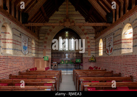 St James Church, Parish Church of Clanfield, Waterlooville, Hampshire ...