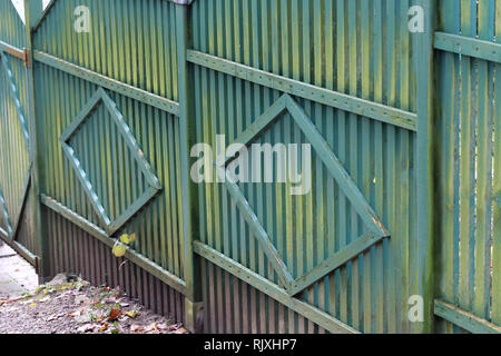 Picket fences Fence of the fence - the infield fence Stock Photo - Alamy