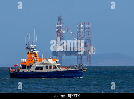 Drilling rig. Wytch Farm Oil Field, Dorset England Stock Photo - Alamy