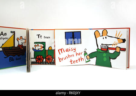 Childrens Books Maisy's ABC and Maisy Goes To Bed Stock Photo - Alamy