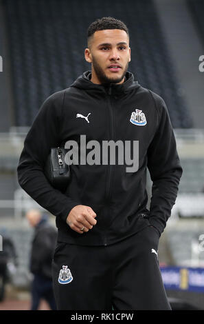 Newcastle United's Jamaal Lascelles arrives to the stadium ahead of the ...